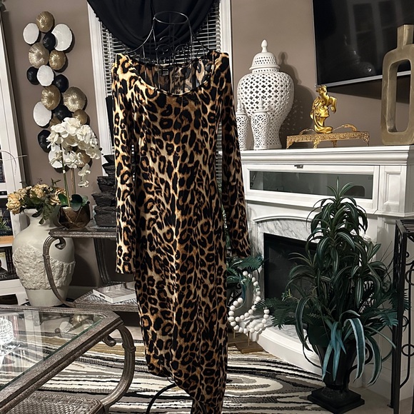 SHEIN | Dresses | Shein Leopard Print Long Sleeve Dress | Poshmark